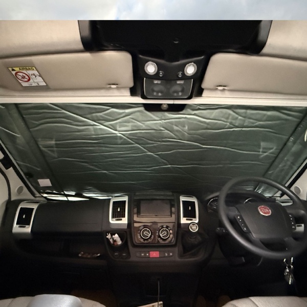 Ford Custom Silver Screen Cover 2012 - 23 - screen-covers.co.uk