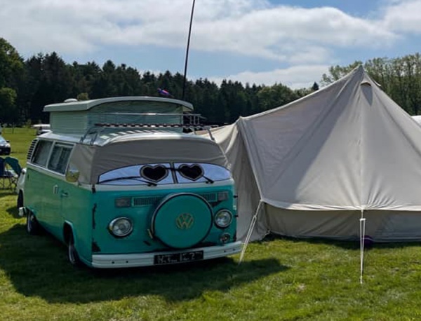 VW T2 Bay BusEyes Screen Cover - screen-covers.co.uk